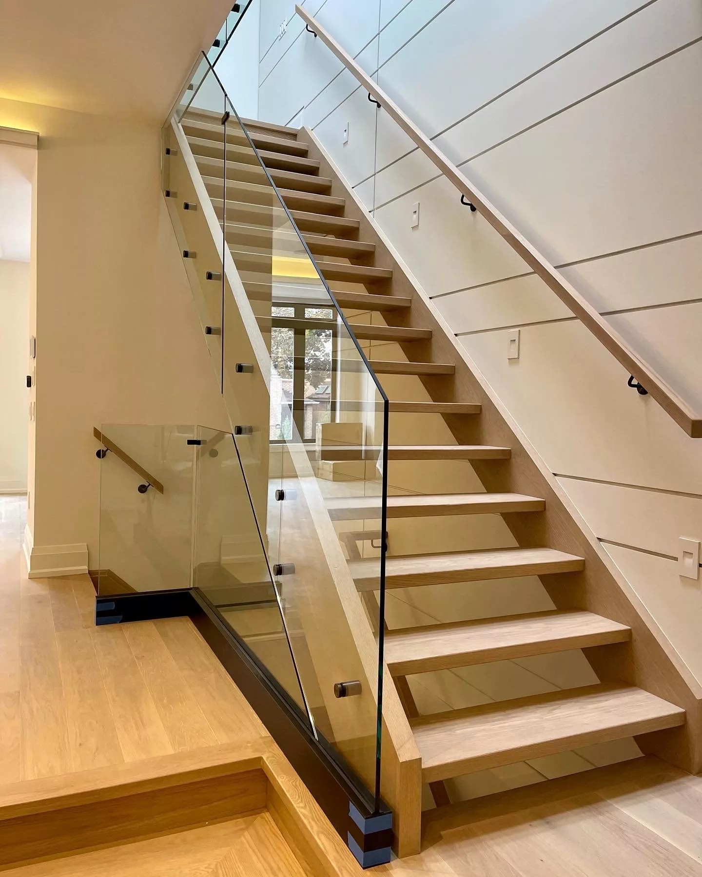 Custom Glass Railings in London > End-to-End Solutions