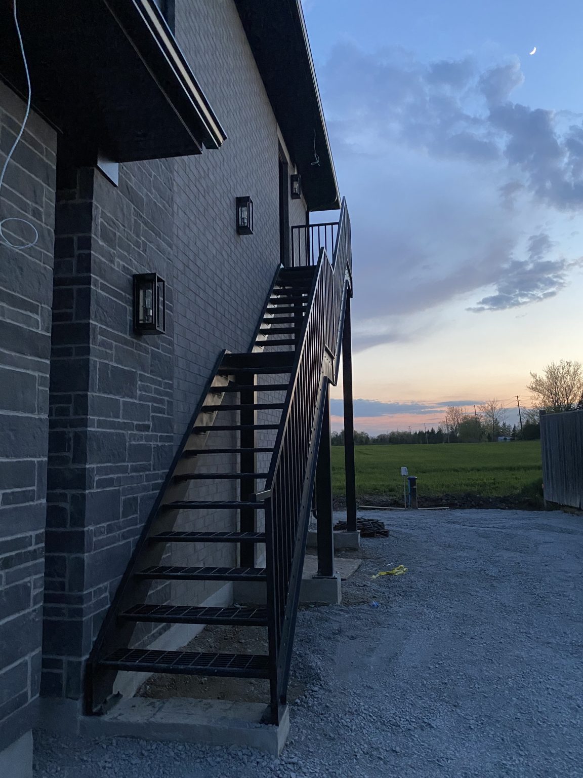 Stairs » Roble Glass Railings